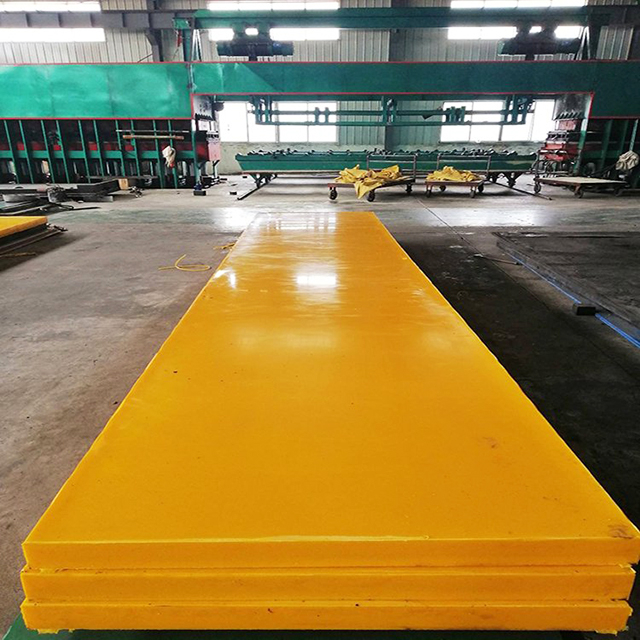 China High Impact-resistant Plastic Uhmwpe Sheet / UPE Black Sheet ...